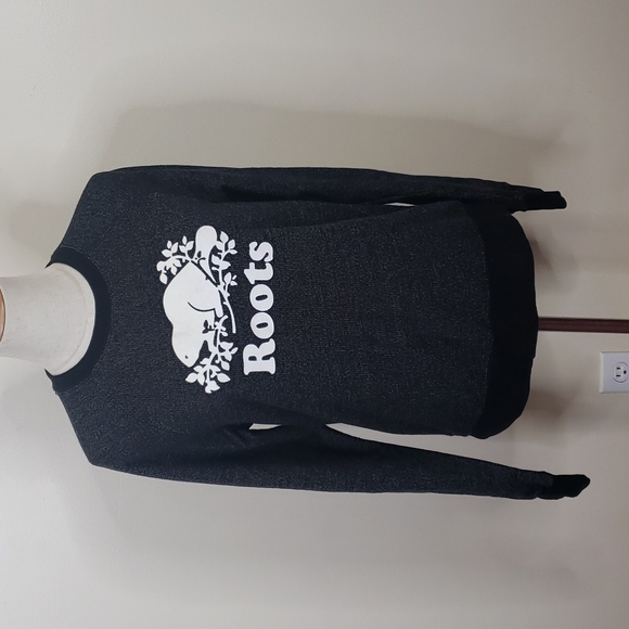 Roots | Sweaters | Roots Vintage 9s Crewneck Sweater | Poshmark